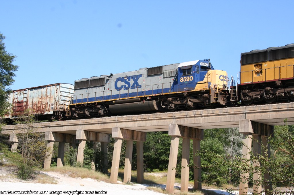 CSX 8590